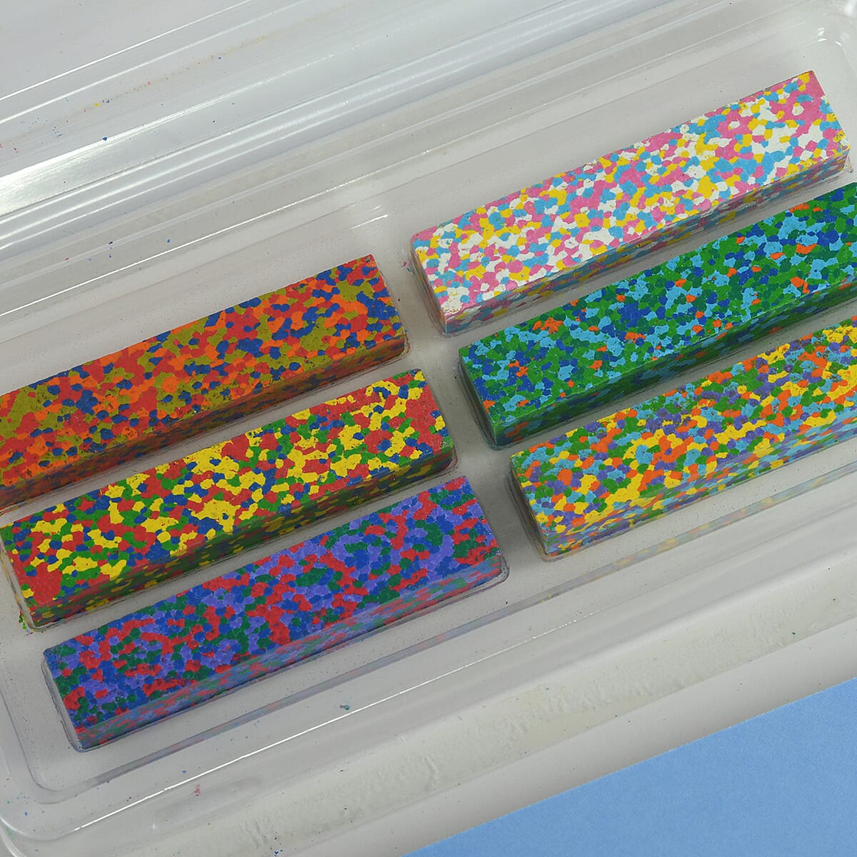 Buy Magic Crayon Kit by La Zoo at ShopLC.