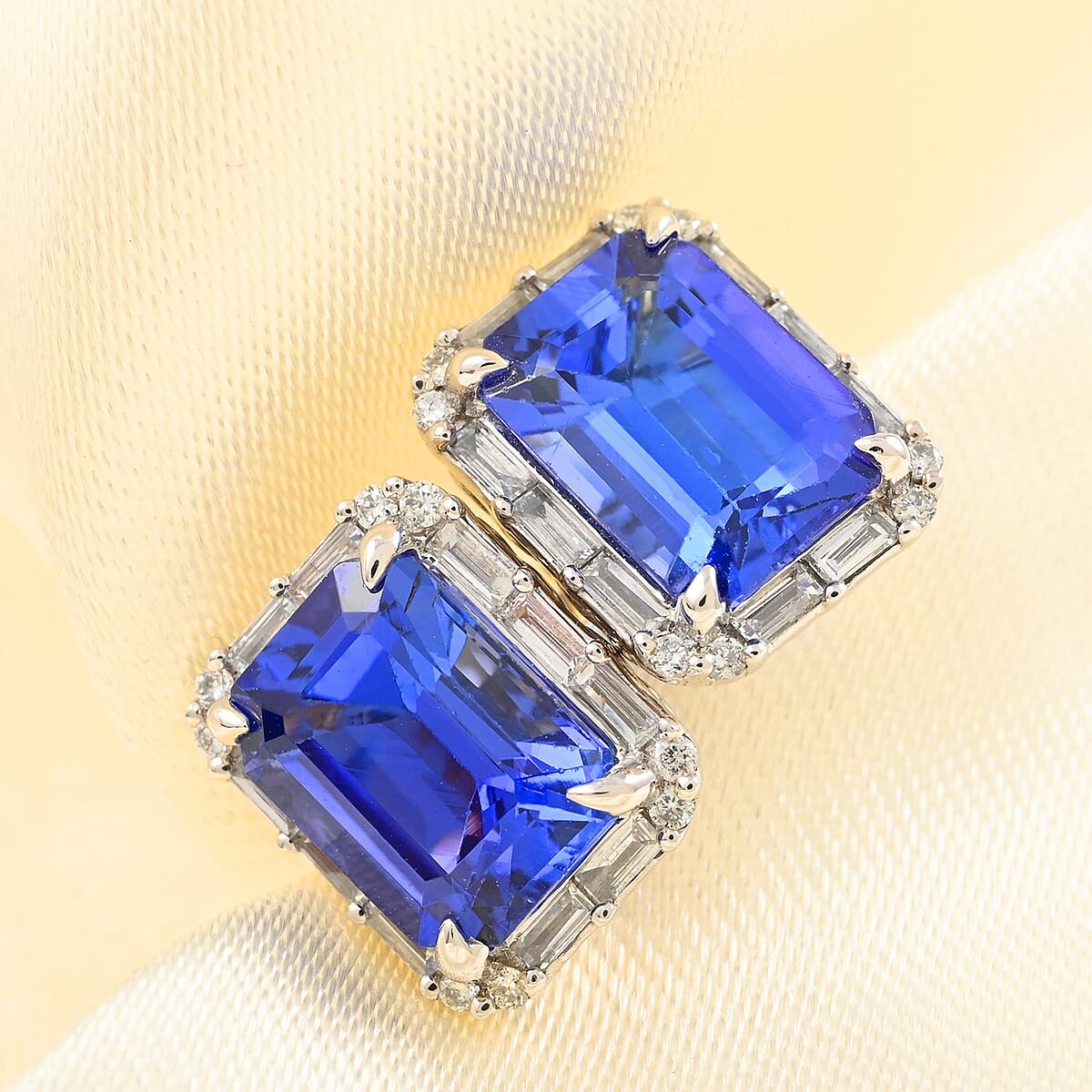 Buy Ankur Treasure Chest Modani 950 Platinum AAAA Tanzanite and Diamond ...